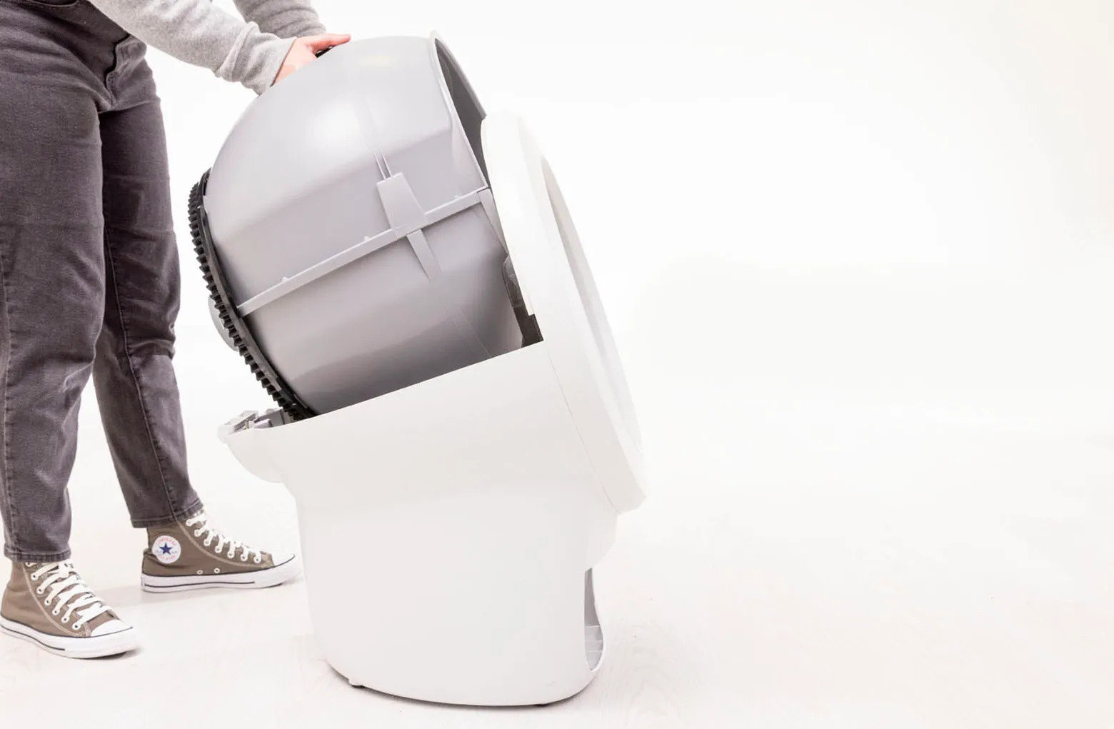 How To Clean Litter-Robot 4: Step-by-Step Deep Cleaning Guide
